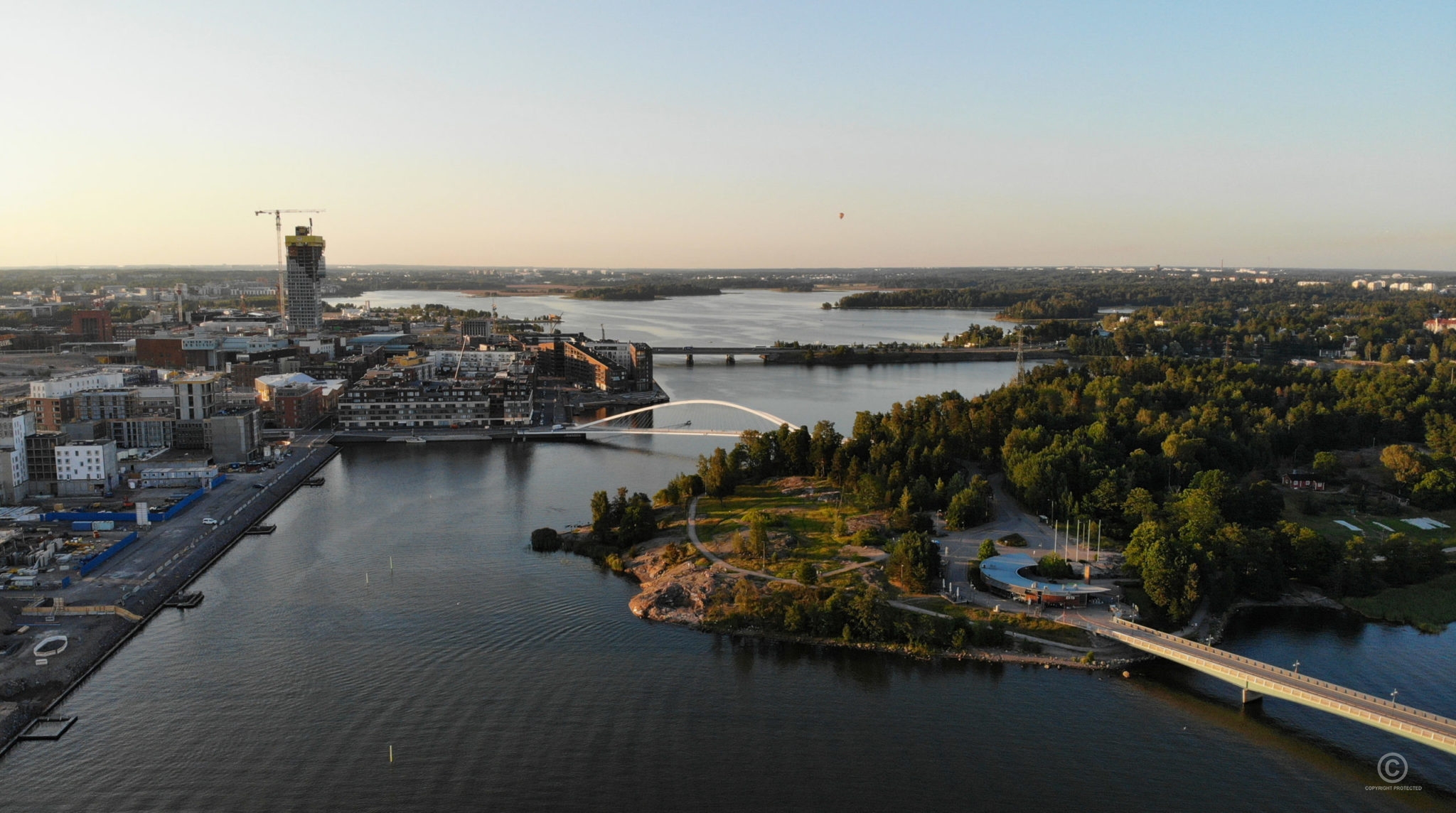 Kuva: Mustikkamaa ja rakentuva Kalasatama - ilmakuva - Visual Finland