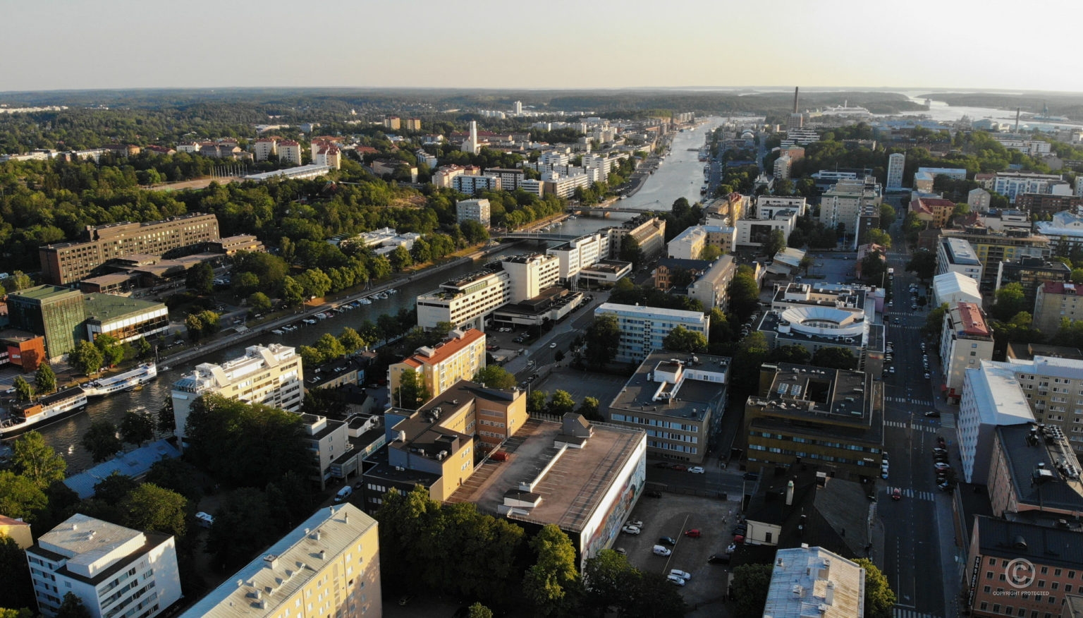 Aurajoen ranta | Kuvia | Visual Finland -kuvapankki