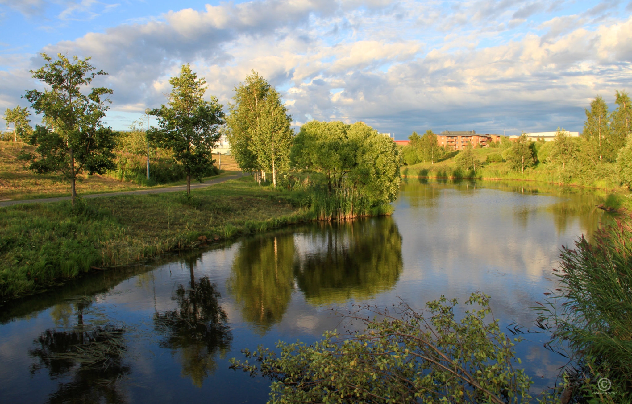 Kuva: puistomainen Meri-Toppila Oulussa - Visual Finland